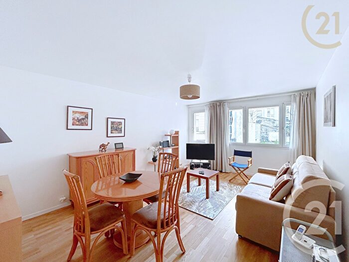 Appartement à vendre - Levallois-Perret, Front de Seine - 2 pièces - 1 chambre