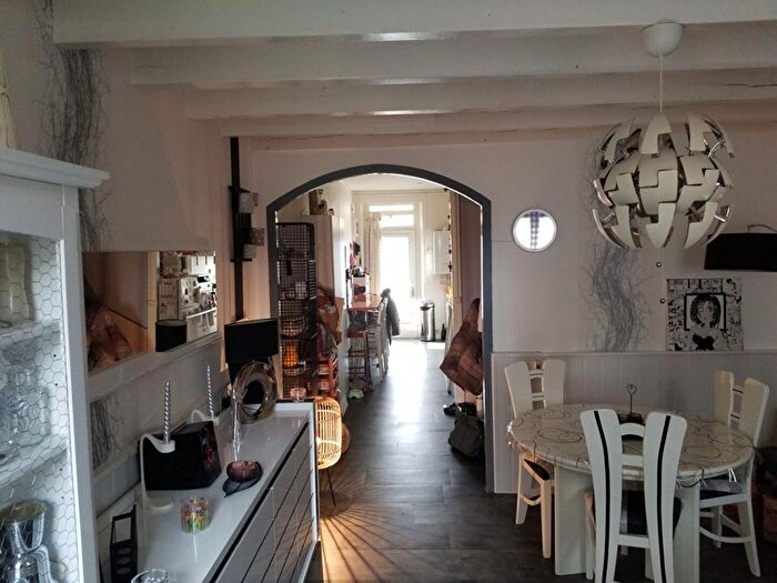 Maison à vendre - Saint-Sauveur - 6 pièces - 3 chambres