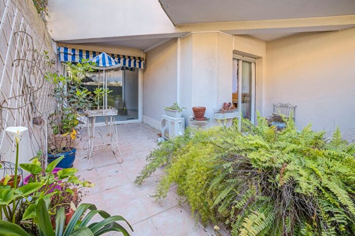 Appartement à vendre - Nice, Saint-Sylvestre - 2 pièces - 1 chambre