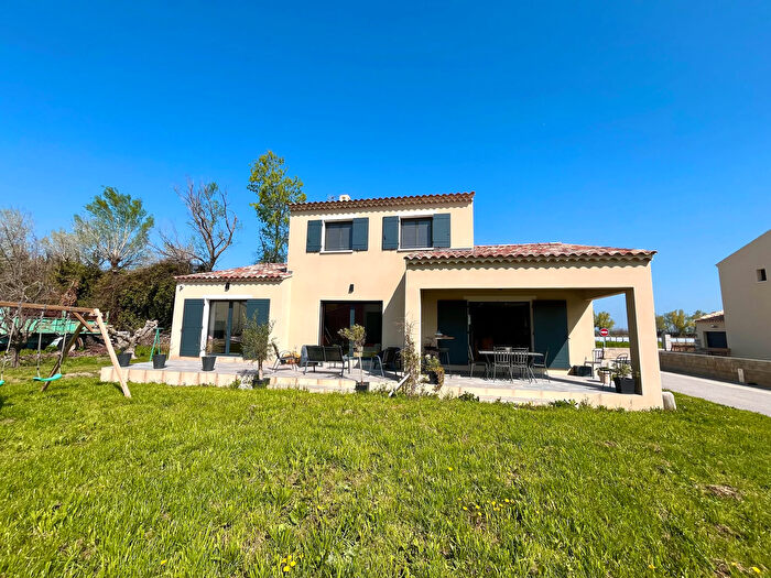 Maison à vendre - Arles, Saliers, Albaron - 4 pièces - 3 chambres