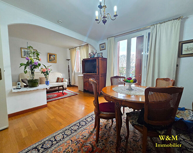 Appartement à vendre - Viry-Châtillon, Centre-ville - 4 pièces - 2 chambres