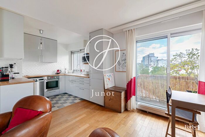 Appartement 4 pièces à vendre à Paris 18ème, Jules Joffrin