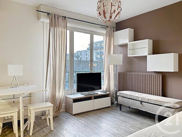 Appartement à louer - Orléans, Dunois, Châteaudun - 1 pièce