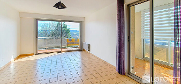 Appartement à vendre - Saint-Flour - 4 pièces - 3 chambres