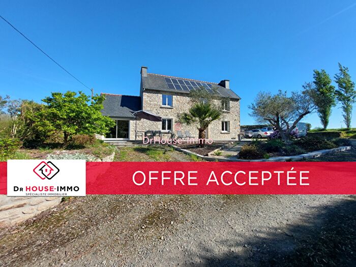 Maison à vendre - Plabennec - 6 pièces - 3 chambres