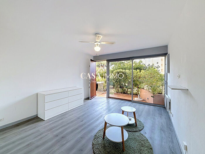 Hyères, Port : Appartement 1 pièce à vendre