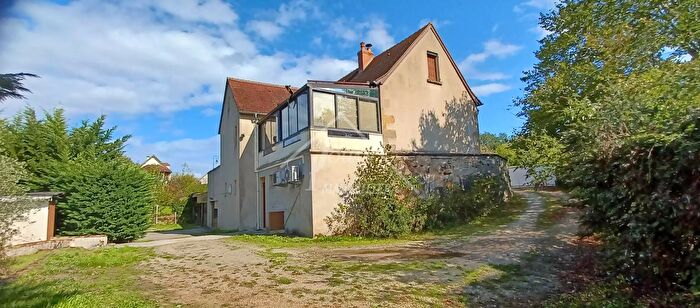 Maison à vendre - Bourbon-lArchambault - 8 pièces - 4 chambres