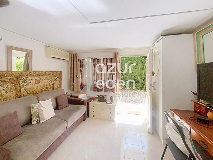 Appartement à vendre - Cannes, Pointe Croisette - 1 pièce