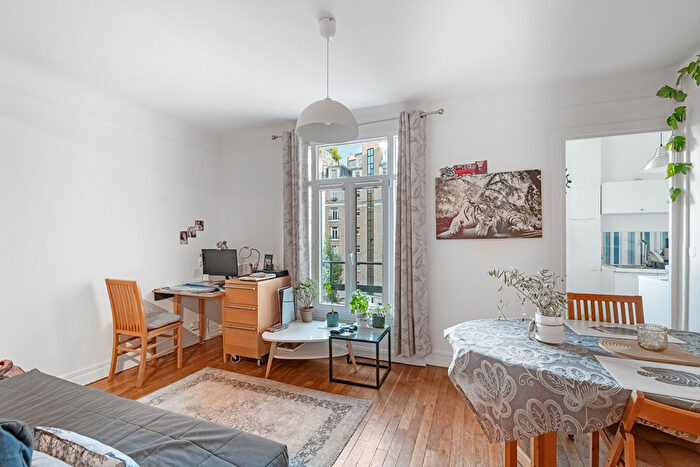 Appartement 2 pièces à Paris 16ème, Auteuil-Nord, Jasmin, Mirabeau, à vendre