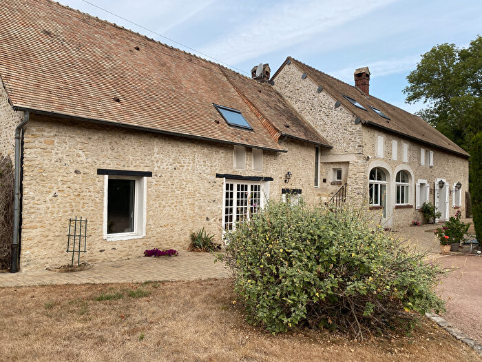 Maison 12 pièces à vendre - Ménilles