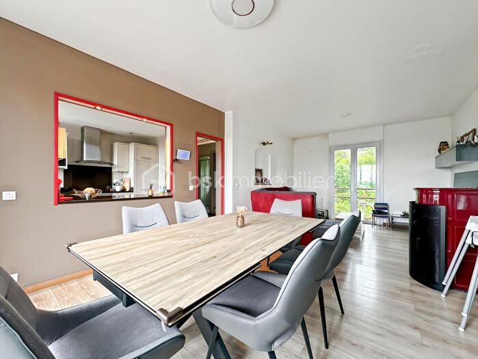 Saint-Pierre-du-Perray - Maison 4 pièces à vendre