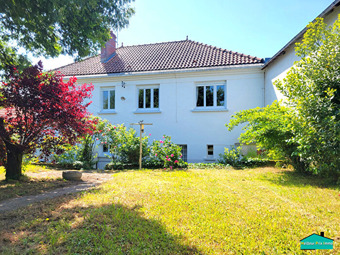 Maison 7 pièces à Paulx, à vendre
