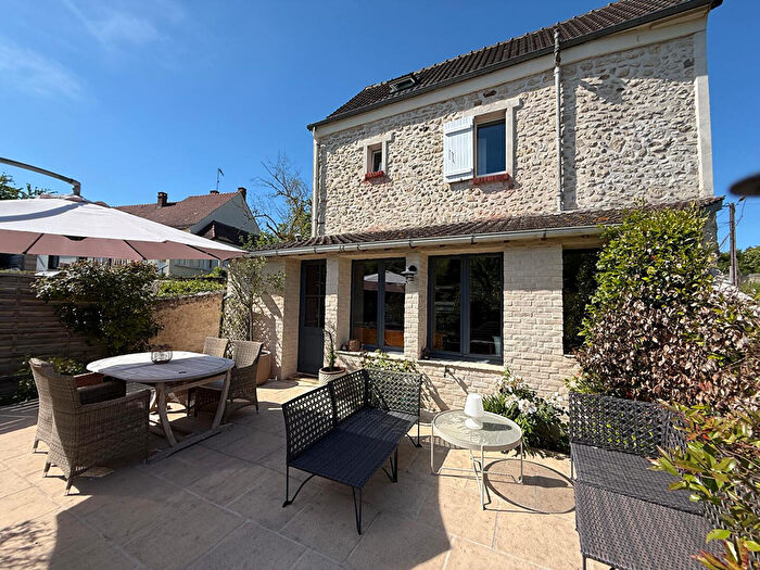 Crouy-sur-Ourcq - Maison 4 pièces à vendre