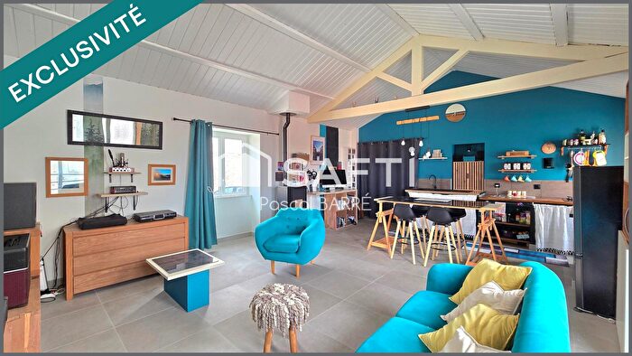 Brem-sur-Mer : Maison 4 pièces à vendre