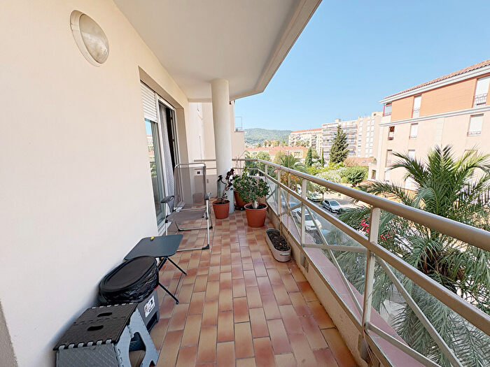 Hyères, Centre-ville - Appartement 2 pièces à vendre