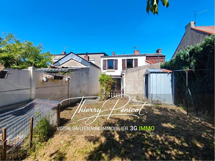 Maison à vendre - Hautmont, Centre-ville, Bernaupré - 4 pièces - 3 chambres