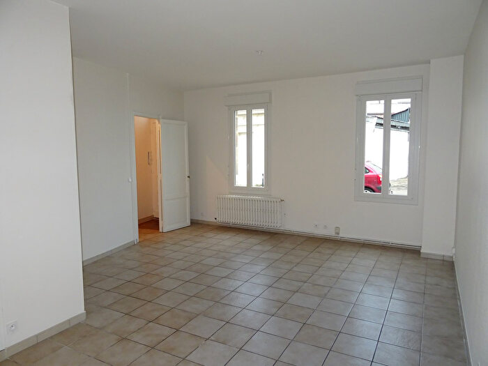 Maison 4 pièces à Bordeaux, Nansouty, à louer