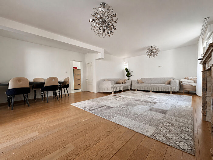 Rochefort, La Forêt Guérinau, Bois Bernard, Chargrinerie - Maison 5 pièces à vendre