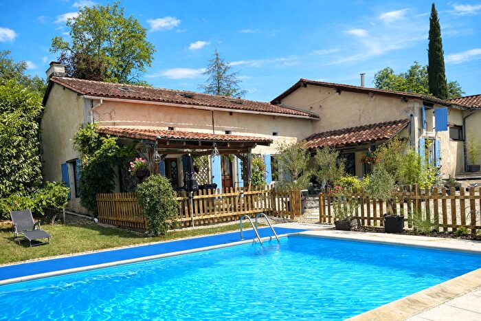 Maison à vendre - Saint-Paul-Lizonne - 4 pièces - 3 chambres