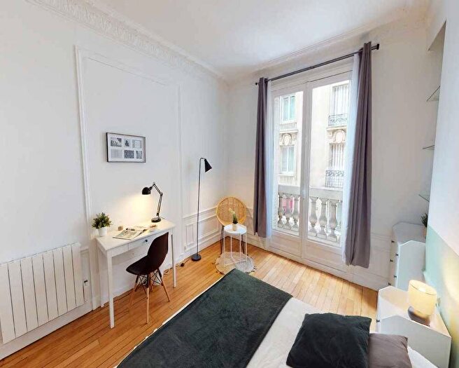 Appartement à louer - Dupleix-Motte Picquet, Paris ème arrondissement - 4 pièces - 4 chambres