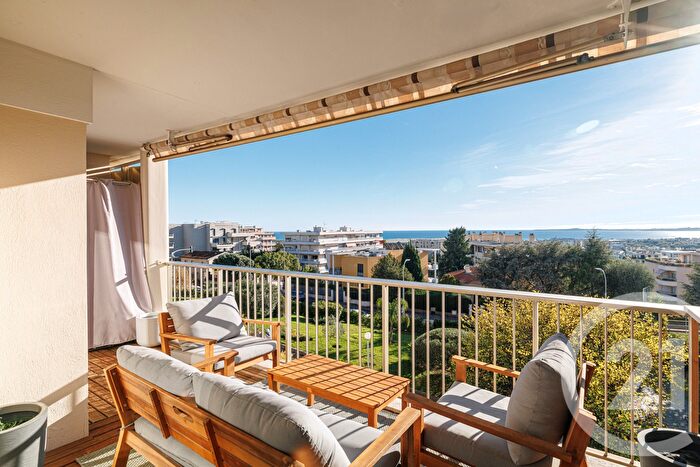Appartement à vendre - Nice, Corniche Fleurie - 4 pièces - 3 chambres