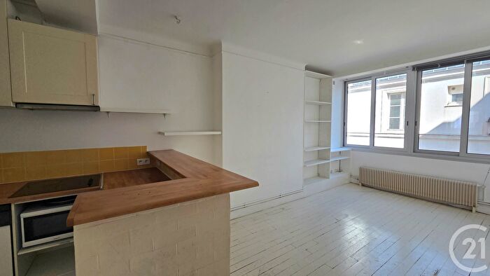 Paris 18ème, Montmartre, Sacré Coeur, Abbesses : Appartement 2 pièces à vendre