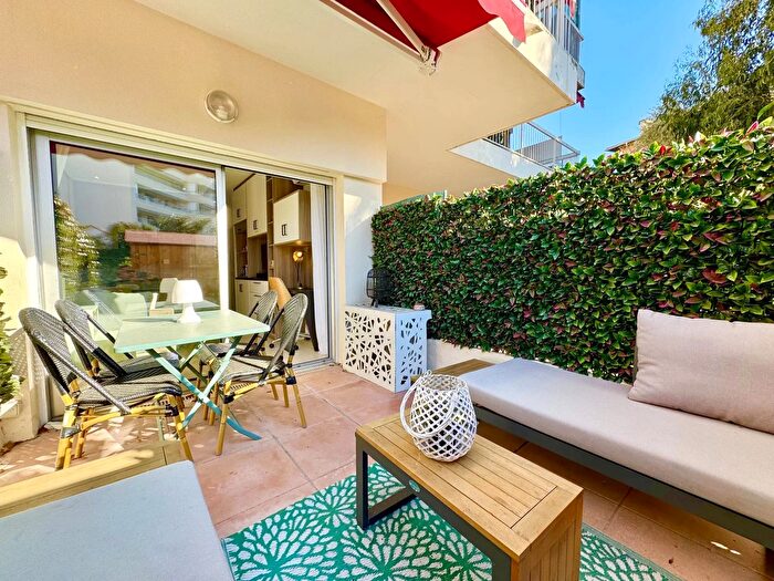 Appartement à vendre - Cannes, Pointe Croisette - 1 pièce