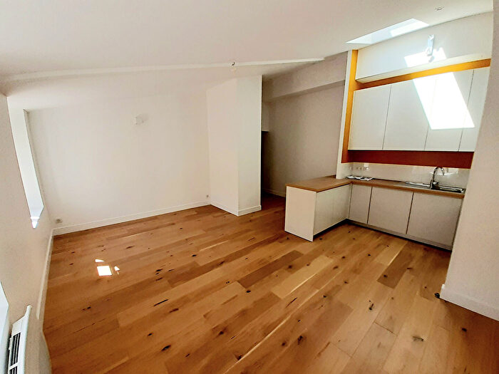 Appartement 2 pièces à louer à Bordeaux, Saint-Christoly