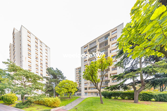 Appartement à vendre - Saint-Ouen-lAumône - 3 pièces - 2 chambres