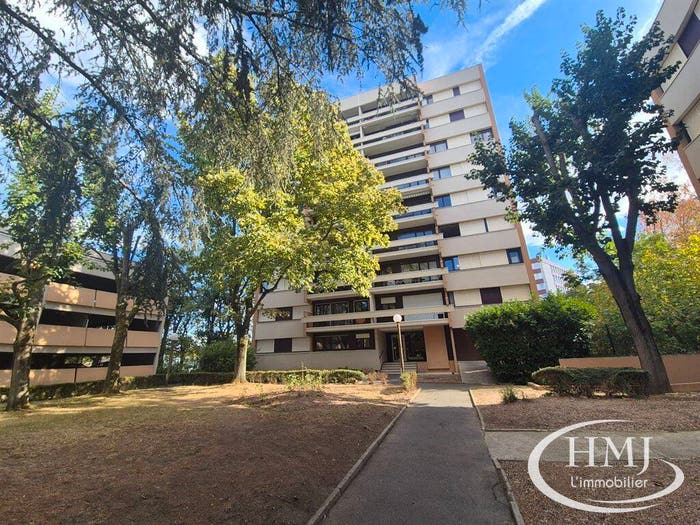 Appartement 4 pièces à louer à Champtier du Coq, Évry-Courcouronnes