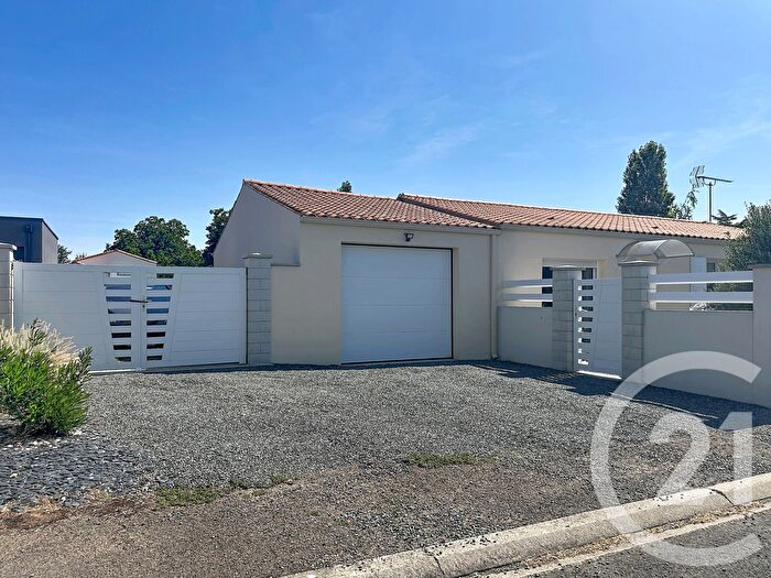 Maison 3 pièces à Saint-Étienne-de-Brillouet, à vendre