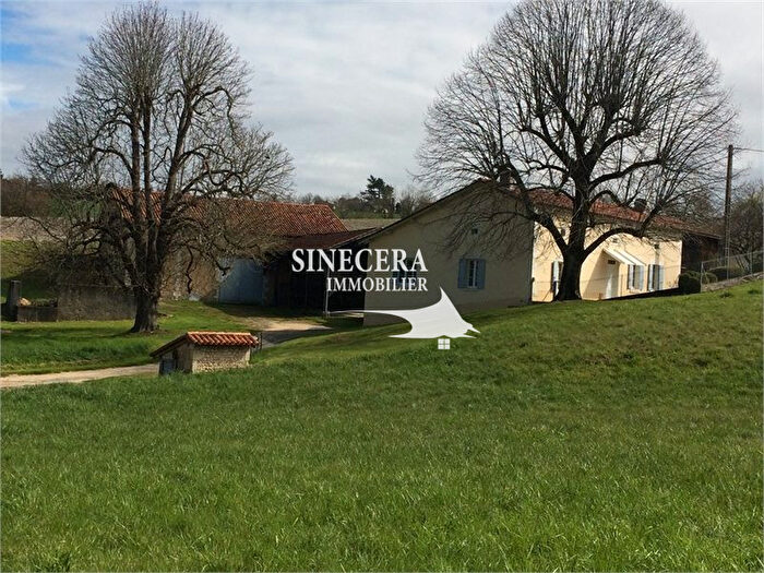 Maison 4 pièces à vendre - Chalais