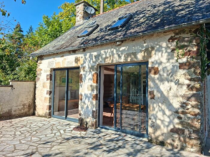 Maison à vendre - Saint-Paul-le-Gaultier - 3 pièces - 1 chambre