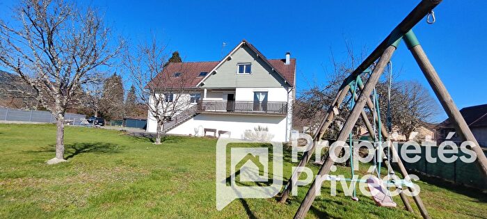 Maison à vendre - Vescemont - 7 pièces - 6 chambres