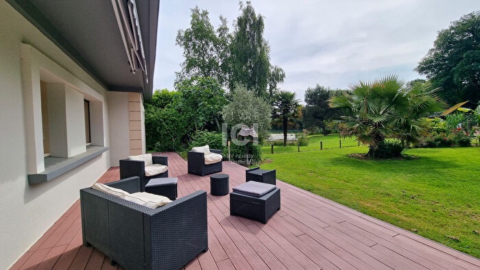 Maison à vendre - Vigneux-de-Bretagne - 8 pièces - 4 chambres