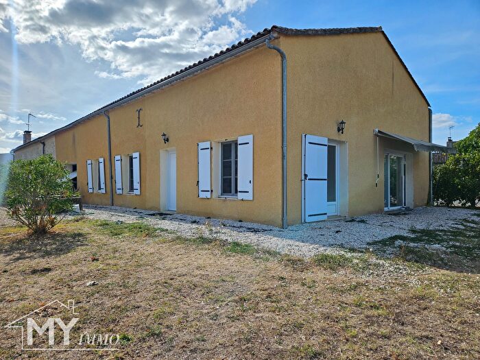 Maison 4 pièces à vendre à Saint-Méard-de-Gurçon
