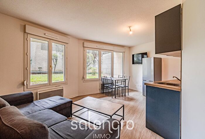 Appartement à vendre - Lyon e  - 4 pièces - 3 chambres