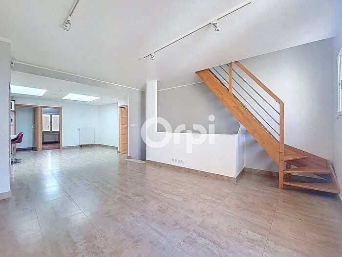 Appartement 3 pièces à louer - Moret-Loing-et-Orvanne
