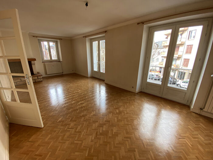 Appartement à louer - Rodez, Centre historique, Vieux-Rodez - 3 pièces - 2 chambres