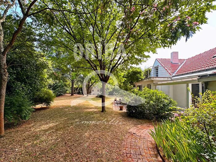 Saint-Herblain, Nord : Maison 7 pièces à vendre