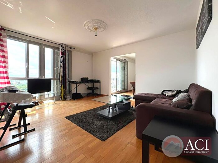 Appartement à vendre - Saint-Denis - 4 pièces - 3 chambres