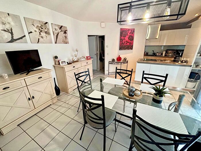 Appartement à vendre - Saint-Maurice-de-Lignon - 4 pièces - 2 chambres