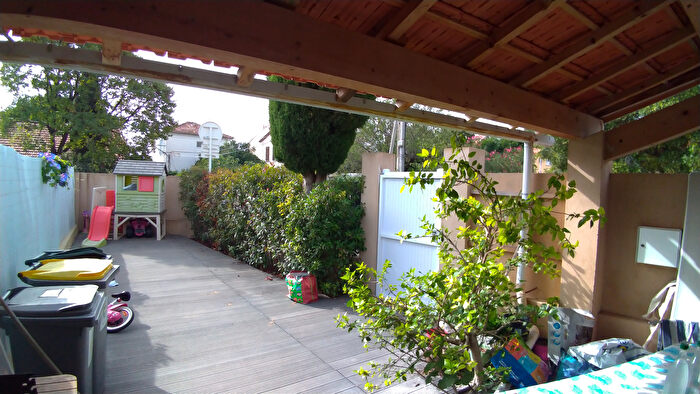 Maison à louer - Toulon, Les Routes - 3 pièces - 2 chambres