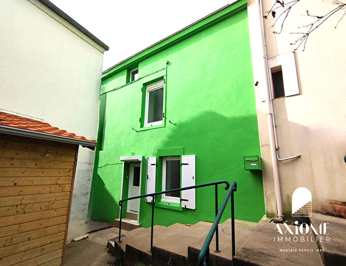 Maison à louer - Indre - 4 pièces - 3 chambres