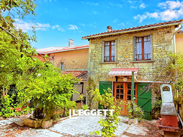 Maison à vendre - Champagne-et-Fontaine - 6 pièces - 3 chambres