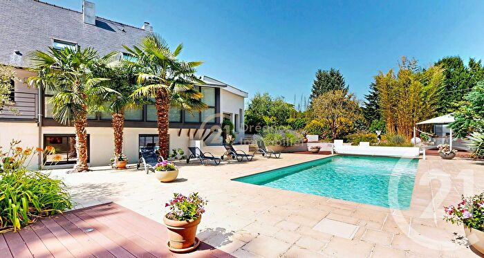 Orgères : Maison 11 pièces à vendre