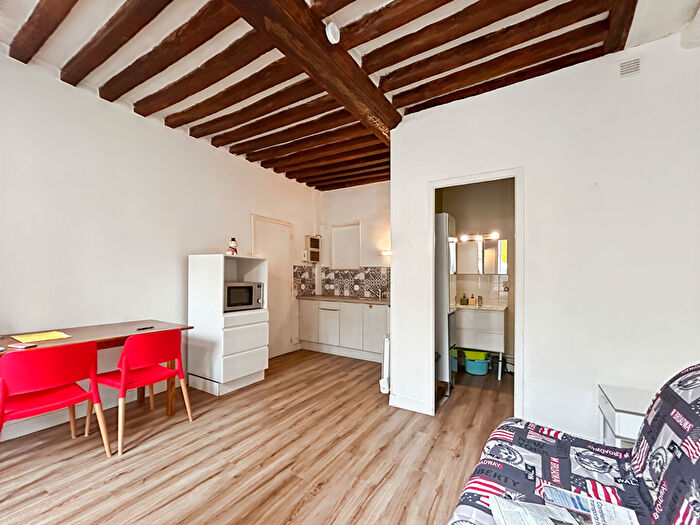 Appartement 1 pièce à Caen, Centre ancien, à louer