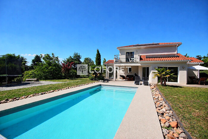 Maison 6 pièces à vendre à Saint-Bonnet-les-Oules