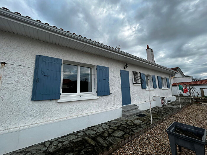 Maison à vendre - Fouras - 5 pièces - 4 chambres