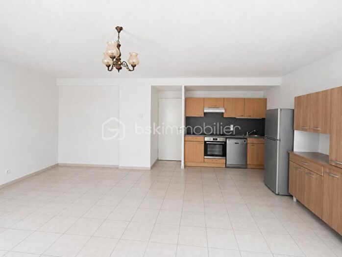 Appartement 4 pièces à Lisieux, Trevett, Quatre Sonnettes, à vendre